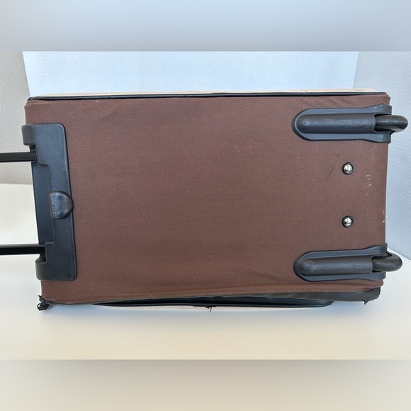 Sanrio | Bags | Vintage Sanrio Hello Kitty 209 Chococat Rolling Travel ...